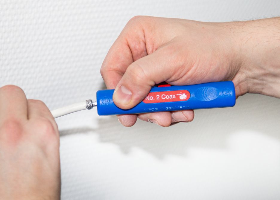 Starter Set Pro | 4-piece stripping set for house installations | 10035247